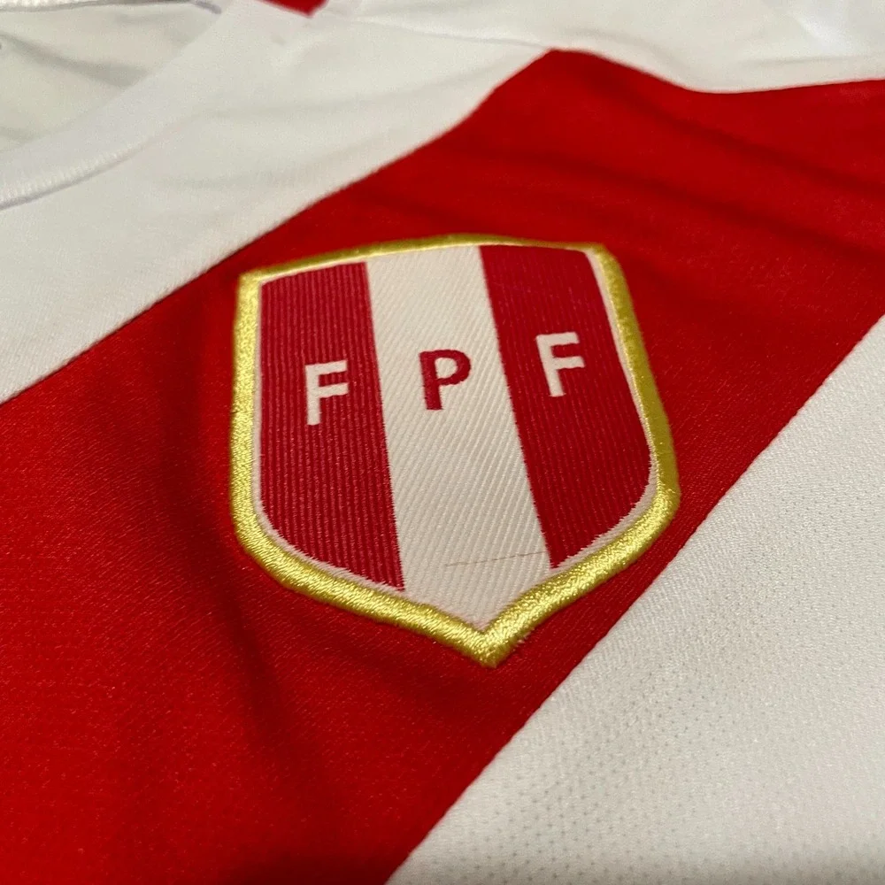 Umbro | Shirts | Umbro Peru National Football Soccer Jersey White Red ...